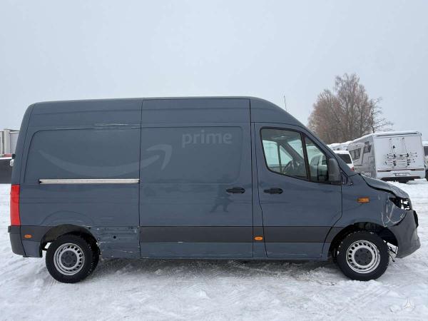 Zils Mercedes-Benz Sprinter 2020 Viļņa, ar dzinēja tilpumu 2.20 L un nobraukumu 131 tūkst. km par 10770 €, foto 6 vietnē AUTOMOTO.COM.LV