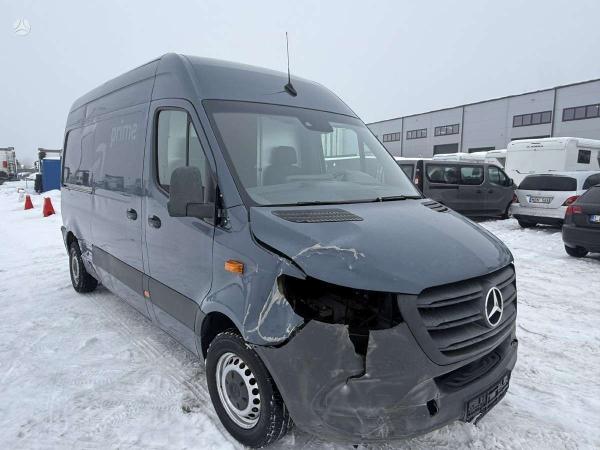 Zils Mercedes-Benz Sprinter 2020 Viļņa, ar dzinēja tilpumu 2.20 L un nobraukumu 131 tūkst. km par 10770 €, foto 7 vietnē AUTOMOTO.COM.LV