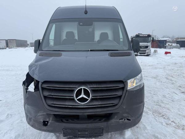 Zils Mercedes-Benz Sprinter 2020 Viļņa, ar dzinēja tilpumu 2.20 L un nobraukumu 131 tūkst. km par 10770 €, foto 8 vietnē AUTOMOTO.COM.LV