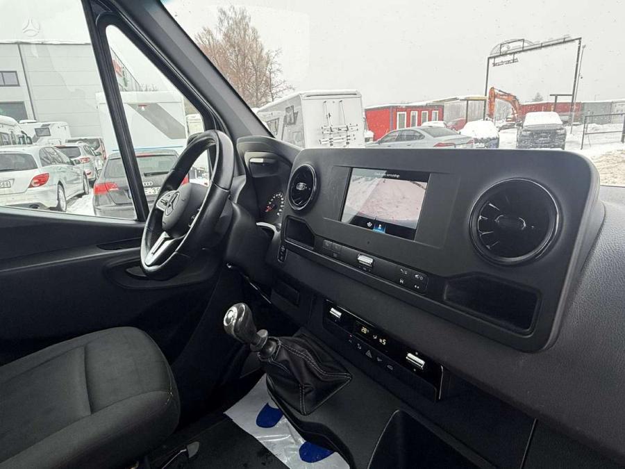 Zils Mercedes-Benz Sprinter 2020 Viļņa, ar dzinēja tilpumu 2.20 L un nobraukumu 131 tūkst. km par 10770 €, foto 15 vietnē AUTOMOTO.COM.LV