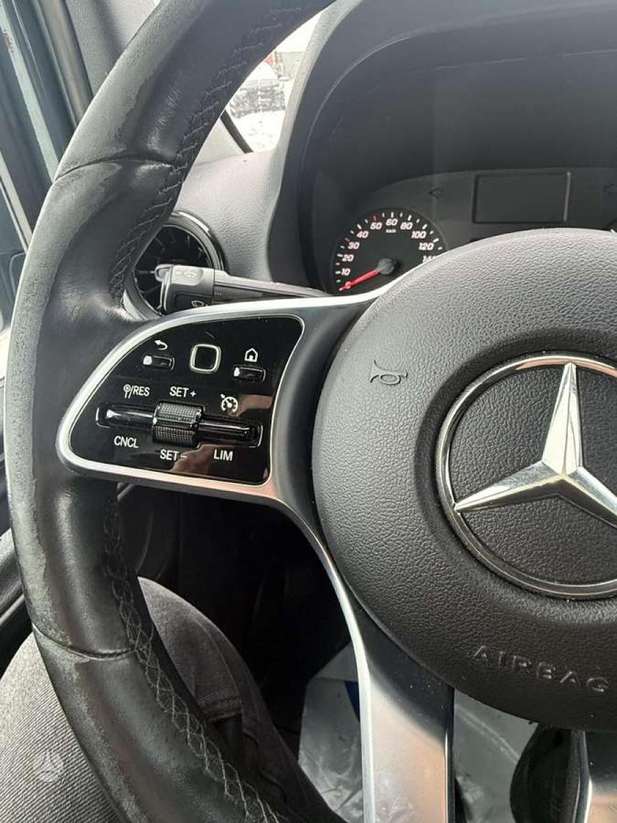 Zils Mercedes-Benz Sprinter 2020 Viļņa, ar dzinēja tilpumu 2.20 L un nobraukumu 131 tūkst. km par 10770 €, foto 19 vietnē AUTOMOTO.COM.LV