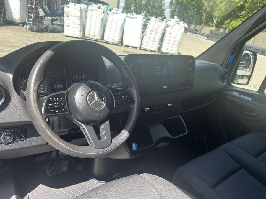 Zils Mercedes-Benz Sprinter 2020 Kauņa, ar dzinēja tilpumu 2.14 L un nobraukumu 174 tūkst. km par 13950 €, foto 10 vietnē AUTOMOTO.COM.LV