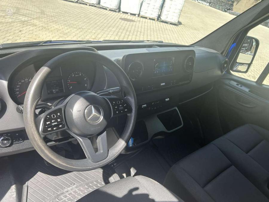 Zils Mercedes-Benz Sprinter 2020 Kauņa, ar dzinēja tilpumu 2.14 L un nobraukumu 174 tūkst. km par 13950 €, foto 13 vietnē AUTOMOTO.COM.LV