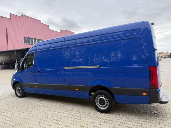 Zils Mercedes-Benz Sprinter 2024 Kauņa, ar dzinēja tilpumu 2.00 L un nobraukumu 117 tūkst. km par 28800 €, foto 3 vietnē AUTOMOTO.COM.LV