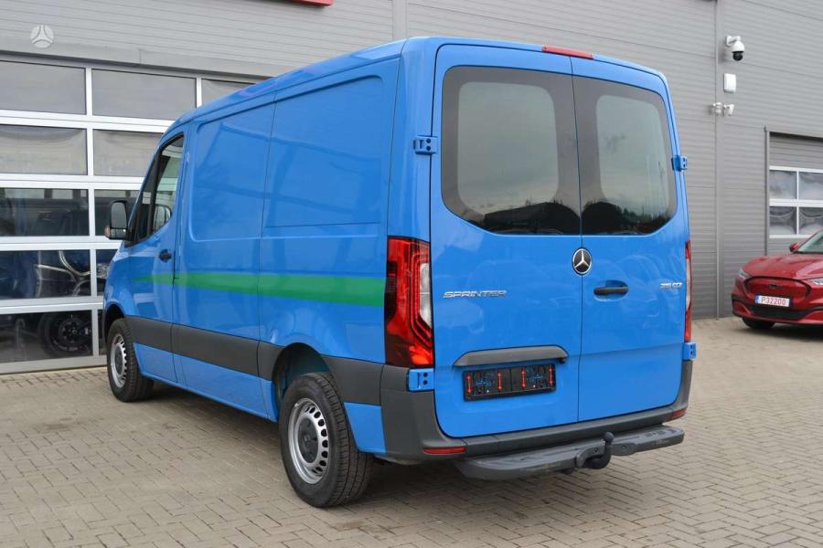 Blue Mercedes-Benz Sprinter 2024 in Vilnius, with an engine capacity of 1.95 L and mileage of 12 thousand km for 32900 €, photo 7 on AUTOMOTO.COM.LV