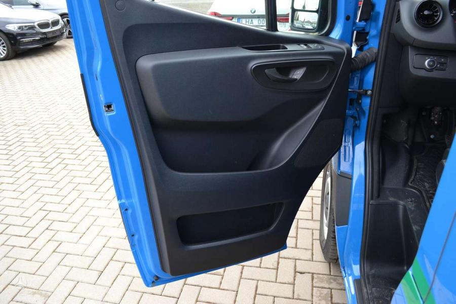 Blue Mercedes-Benz Sprinter 2024 in Vilnius, with an engine capacity of 1.95 L and mileage of 12 thousand km for 32900 €, photo 10 on AUTOMOTO.COM.LV