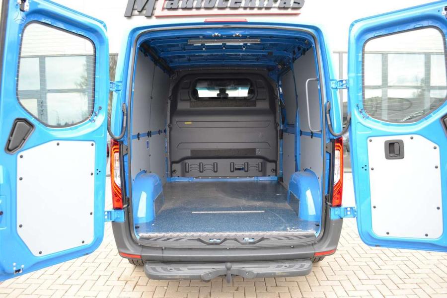 Blue Mercedes-Benz Sprinter 2024 in Vilnius, with an engine capacity of 1.95 L and mileage of 12 thousand km for 32900 €, photo 19 on AUTOMOTO.COM.LV