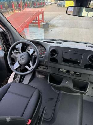 Zils Mercedes-Benz Sprinter 2025 Plungė, ar dzinēja tilpumu 1.95 L un nobraukumu 9 tūkst. km par 48000 €, foto 5 vietnē AUTOMOTO.COM.LV
