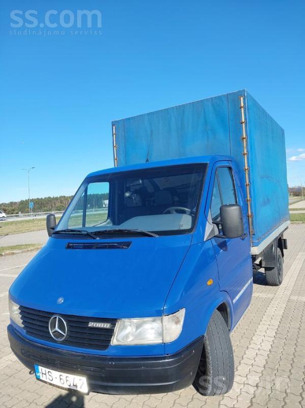 Blue Mercedes-Benz Sprinter 1998 in Riga, with an engine capacity of 2.30 L and mileage of 335 thousand km for 4350 €, photo 1 on AUTOMOTO.COM.LV