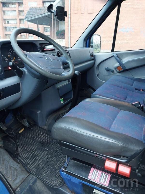 Blue Mercedes-Benz Sprinter 1998 in Riga, with an engine capacity of 2.30 L and mileage of 335 thousand km for 4350 €, photo 2 on AUTOMOTO.COM.LV