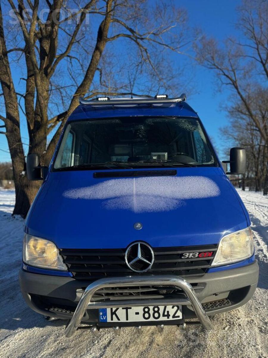 Blue Mercedes-Benz Sprinter 2000 in Riga, with an engine capacity of 2.10 L and mileage of 0 thousand km for 12500 €, photo 4 on AUTOMOTO.COM.LV