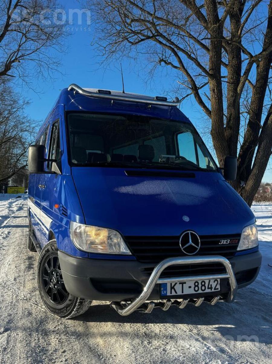 Blue Mercedes-Benz Sprinter 2000 in Riga, with an engine capacity of 2.10 L and mileage of 0 thousand km for 12500 €, photo 5 on AUTOMOTO.COM.LV