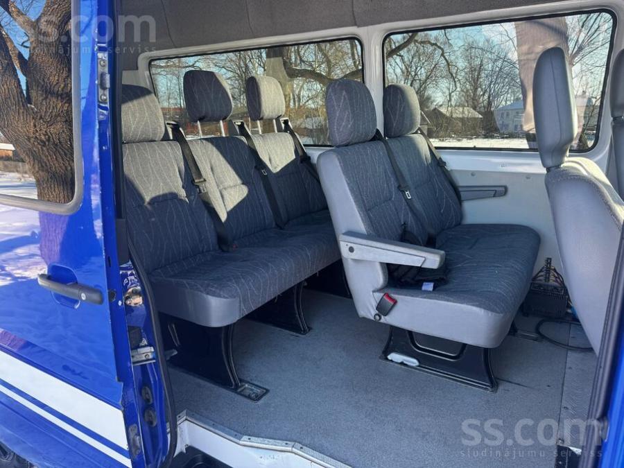 Blue Mercedes-Benz Sprinter 2000 in Riga, with an engine capacity of 2.10 L and mileage of 0 thousand km for 12500 €, photo 13 on AUTOMOTO.COM.LV