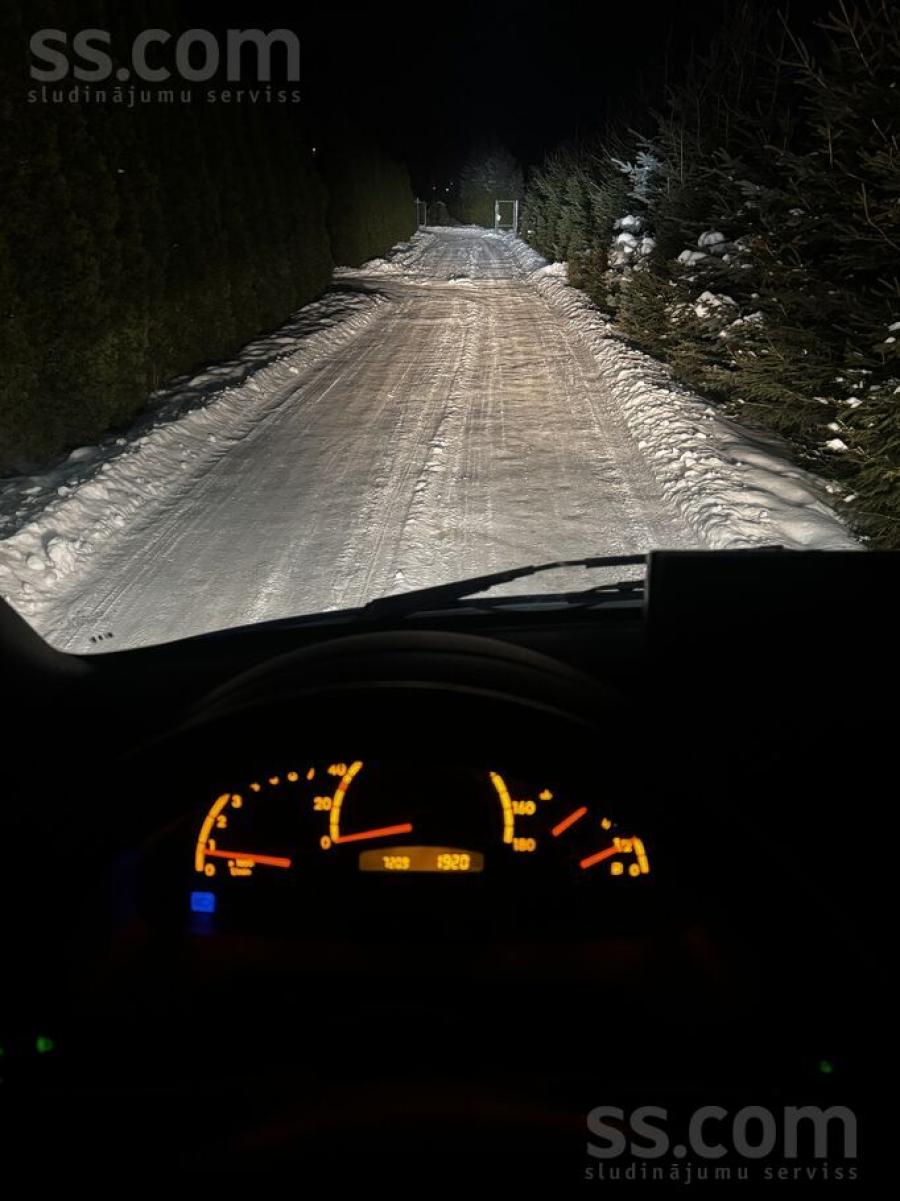 Blue Mercedes-Benz Sprinter 2000 in Riga, with an engine capacity of 2.10 L and mileage of 0 thousand km for 12500 €, photo 25 on AUTOMOTO.COM.LV