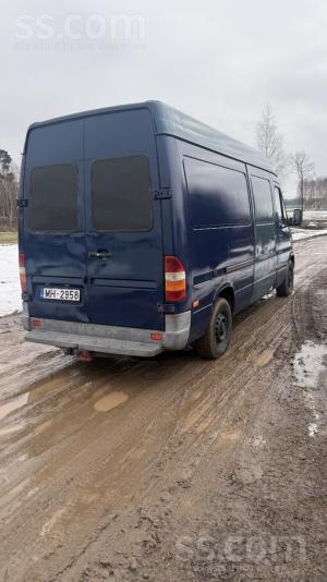 Zils Mercedes-Benz Sprinter 2001 Rīga, ar dzinēja tilpumu 2.20 L un nobraukumu 231 tūkst. km par 4300 €, foto 5 vietnē AUTOMOTO.COM.LV