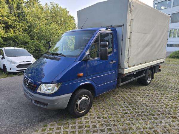 Zils Mercedes-Benz Sprinter 2004 Cēsis, ar dzinēja tilpumu 2.20 L un nobraukumu 90 tūkst. km par 11800 €, foto 1 vietnē AUTOMOTO.COM.LV