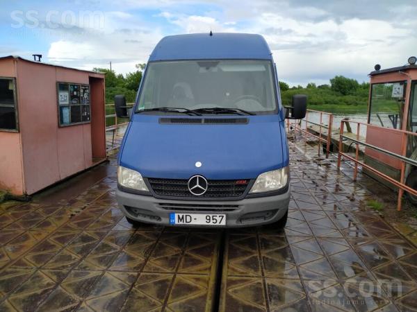 Blue Mercedes-Benz Sprinter 2005 in Riga, with an engine capacity of 2.20 L and mileage of 365 thousand km for 5660 €, photo 1 on AUTOMOTO.COM.LV