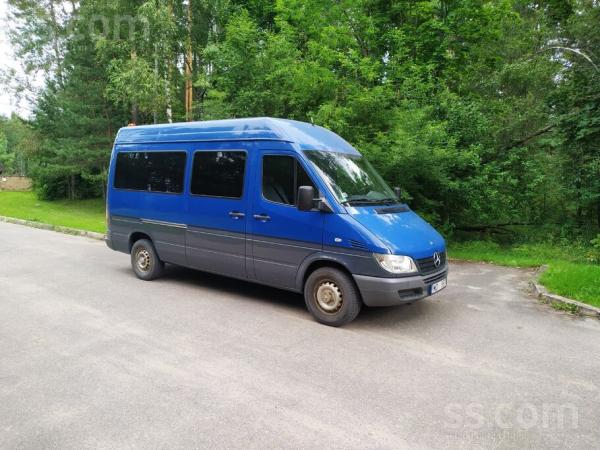 Blue Mercedes-Benz Sprinter 2005 in Riga, with an engine capacity of 2.20 L and mileage of 365 thousand km for 5660 €, photo 6 on AUTOMOTO.COM.LV