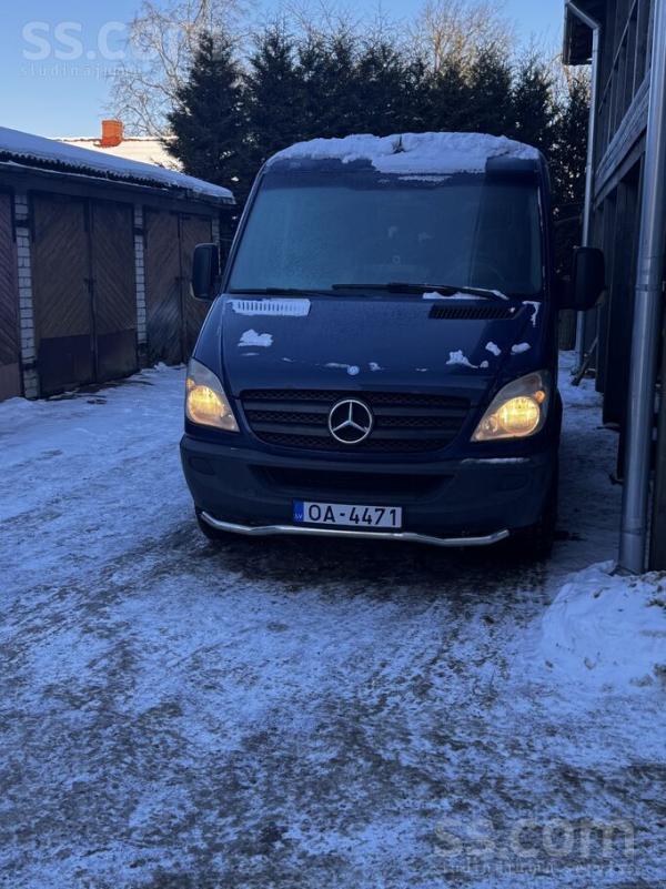 Zils Mercedes-Benz Sprinter 2006 Kuldīga, ar dzinēja tilpumu 2.20 L un nobraukumu 469 tūkst. km par 4495 €, foto 2 vietnē AUTOMOTO.COM.LV
