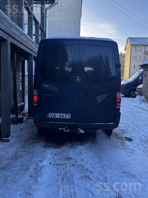 Zils Mercedes-Benz Sprinter 2006 Kuldīga, ar dzinēja tilpumu 2.20 L un nobraukumu 469 tūkst. km par 4495 €, foto 3 vietnē AUTOMOTO.COM.LV