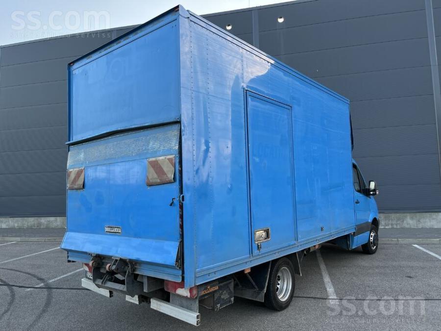 Blue Mercedes-Benz Sprinter 2007 in Riga, with an engine capacity of 2.20 L and mileage of 327 thousand km for 10900 €, photo 5 on AUTOMOTO.COM.LV