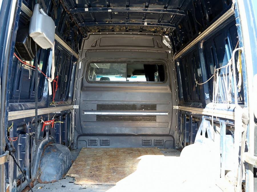 Zils Mercedes-Benz Sprinter 2007 Tallina, ar dzinēja tilpumu 3.00 L un nobraukumu 302 tūkst. km par 2999 €, foto 17 vietnē AUTOMOTO.COM.LV