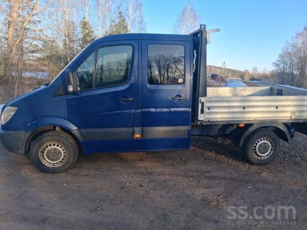 Blue Mercedes-Benz Sprinter 2008 in Bauska, with an engine capacity of 2.20 L and mileage of 385 thousand km for 5200 €, photo 2 on AUTOMOTO.COM.LV