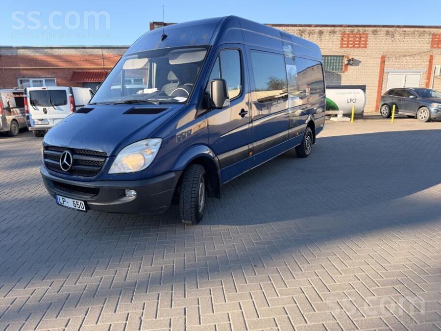 Zils Mercedes-Benz Sprinter 2011 Liepāja, ar dzinēja tilpumu 2.20 L un nobraukumu 439 tūkst. km par 7995 €, foto 6 vietnē AUTOMOTO.COM.LV