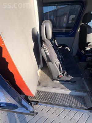 Zils Mercedes-Benz Sprinter 2011 Liepāja, ar dzinēja tilpumu 2.20 L un nobraukumu 439 tūkst. km par 7995 €, foto 9 vietnē AUTOMOTO.COM.LV