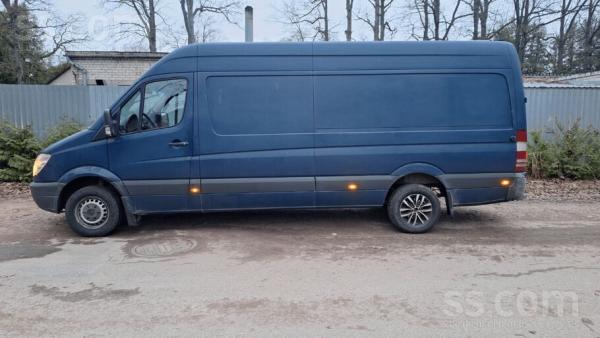 Zils Mercedes-Benz Sprinter 2011 Rīga, ar dzinēja tilpumu 3.00 L un nobraukumu 230 tūkst. km par 7000 €, foto 1 vietnē AUTOMOTO.COM.LV