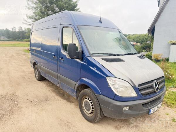 Blue Mercedes-Benz Sprinter 2011 in Riga, with an engine capacity of 1.80 L and mileage of 342 thousand km for 7500 €, photo 1 on AUTOMOTO.COM.LV