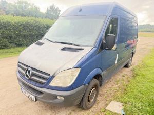 Zils Mercedes-Benz Sprinter 2011 Rīga, ar dzinēja tilpumu 1.80 L un nobraukumu 342 tūkst. km par 7500 €, foto 3 vietnē AUTOMOTO.COM.LV