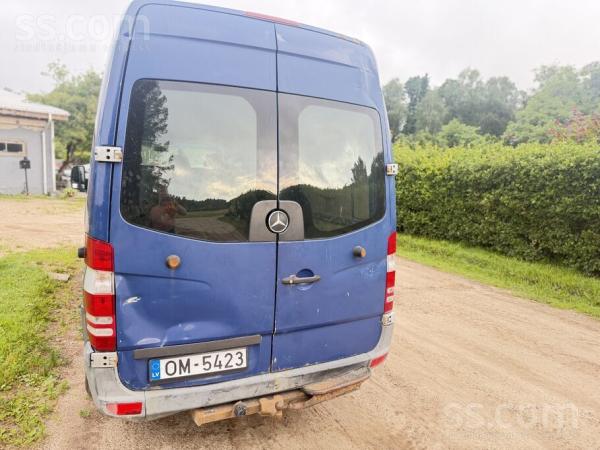 Blue Mercedes-Benz Sprinter 2011 in Riga, with an engine capacity of 1.80 L and mileage of 342 thousand km for 7500 €, photo 4 on AUTOMOTO.COM.LV