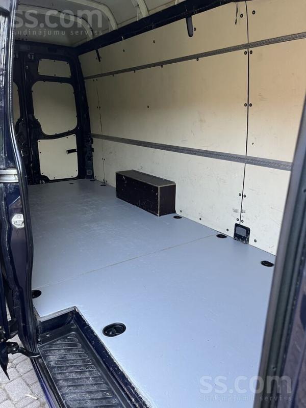 Zils Mercedes-Benz Sprinter 2013 Rīga, ar dzinēja tilpumu 2.10 L un nobraukumu 351 tūkst. km par 10800 €, foto 5 vietnē AUTOMOTO.COM.LV