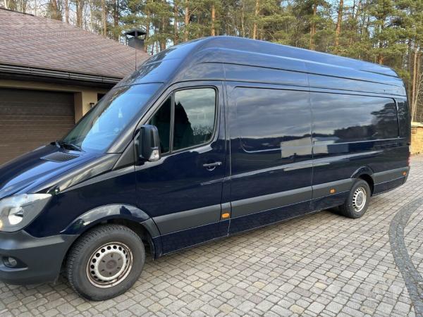 Zils Mercedes-Benz Sprinter 2013 Rīga, ar dzinēja tilpumu 2.10 L un nobraukumu 351 tūkst. km par 10800 €, foto 9 vietnē AUTOMOTO.COM.LV