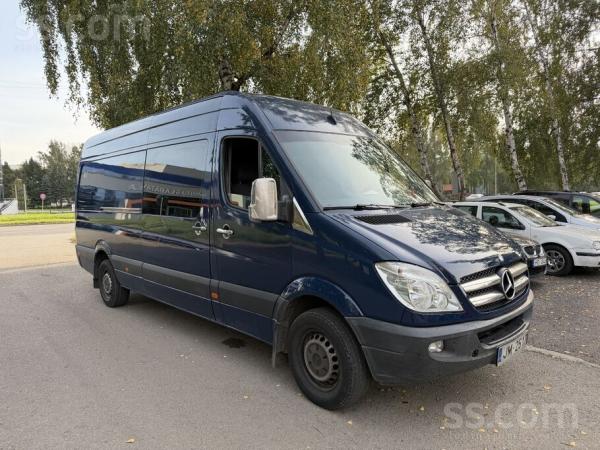 Blue Mercedes-Benz Sprinter 2013 in Riga, with an engine capacity of 3.00 L and mileage of 268 thousand km for 11000 €, photo 1 on AUTOMOTO.COM.LV