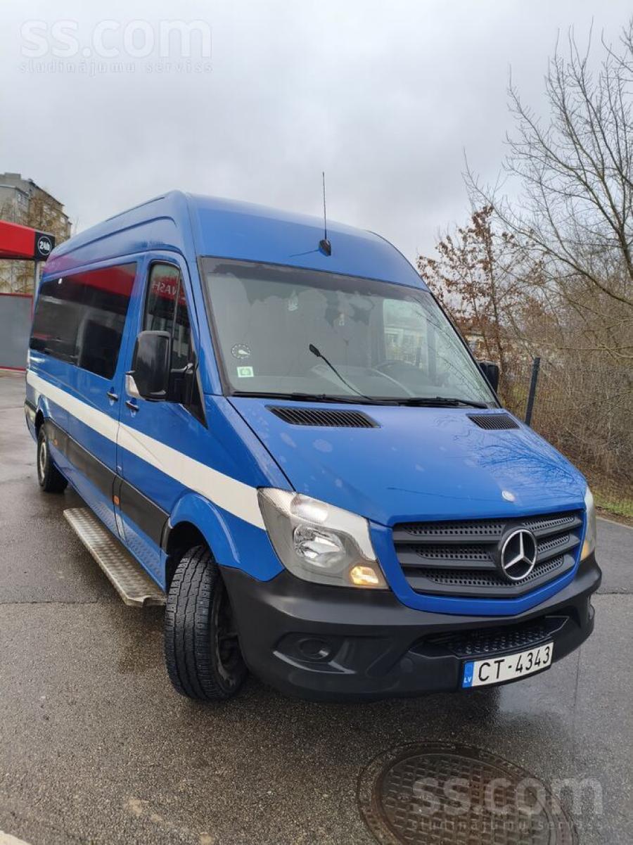 Blue Mercedes-Benz Sprinter 2014 in Daugavpils, with an engine capacity of 2.10 L and mileage of 453 thousand km for 13950 €, photo 1 on AUTOMOTO.COM.LV