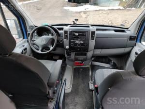 Blue Mercedes-Benz Sprinter 2014 in Daugavpils, with an engine capacity of 2.10 L and mileage of 453 thousand km for 13950 €, photo 7 on AUTOMOTO.COM.LV