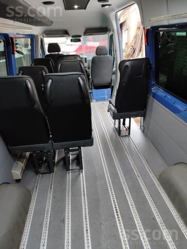Blue Mercedes-Benz Sprinter 2014 in Daugavpils, with an engine capacity of 2.10 L and mileage of 453 thousand km for 13950 €, photo 7 on AUTOMOTO.COM.LV