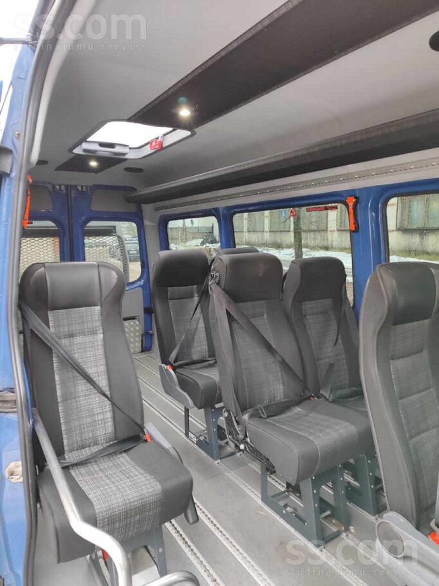 Blue Mercedes-Benz Sprinter 2014 in Daugavpils, with an engine capacity of 2.10 L and mileage of 453 thousand km for 13950 €, photo 9 on AUTOMOTO.COM.LV