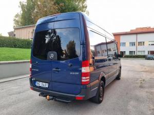 Blue Mercedes-Benz Sprinter 2015 in Jekabpils, with an engine capacity of 2.20 L and mileage of 193 thousand km for 18900 €, photo 5 on AUTOMOTO.COM.LV