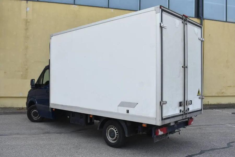Blue Mercedes-Benz Sprinter 2017 in Talsi, with an engine capacity of 2.20 L and mileage of 410 thousand km for 14500 €, photo 3 on AUTOMOTO.COM.LV