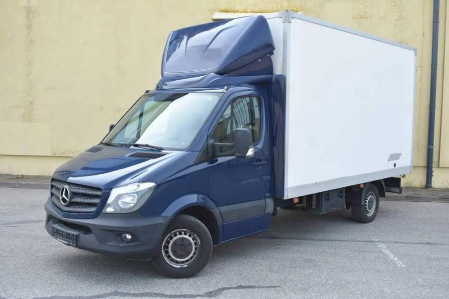Blue Mercedes-Benz Sprinter 2017 in Talsi, with an engine capacity of 2.20 L and mileage of 410 thousand km for 14500 €, photo 5 on AUTOMOTO.COM.LV