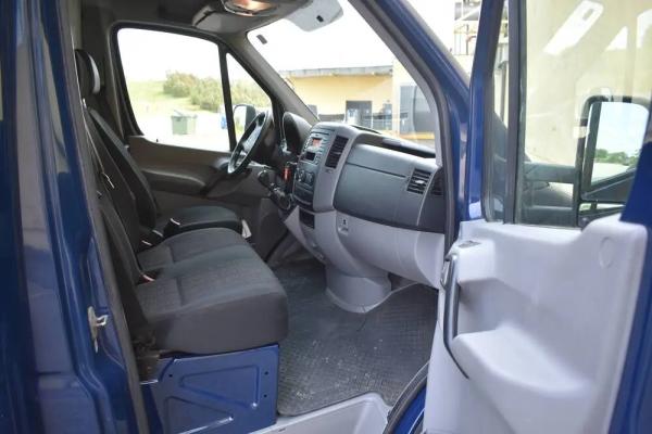 Zils Mercedes-Benz Sprinter 2017 Talsi, ar dzinēja tilpumu 2.20 L un nobraukumu 410 tūkst. km par 14500 €, foto 7 vietnē AUTOMOTO.COM.LV