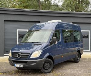 Zils Mercedes-Benz Sprinter 2011 Tallina, ar dzinēja tilpumu 2.10 L un nobraukumu 227 tūkst. km par 12000 €, foto  vietnē AUTOMOTO.COM.LV
