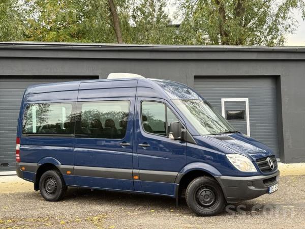 Mercedes-Benz Sprinter 2011 Tallina vietnē Zils Mercedes-Benz Sprinter 2011 Tallina, ar dzinēja tilpumu 2.10 L un nobraukumu 227 tūkst. km par 12000 €, foto 8 vietnē AUTOMOTO.COM.LV