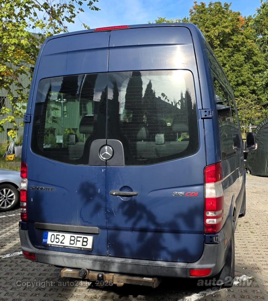 Zils Mercedes-Benz Sprinter 2011 Tallina, ar dzinēja tilpumu 2.10 L un nobraukumu 228 tūkst. km par 2000 €, foto 7 vietnē AUTOMOTO.COM.LV