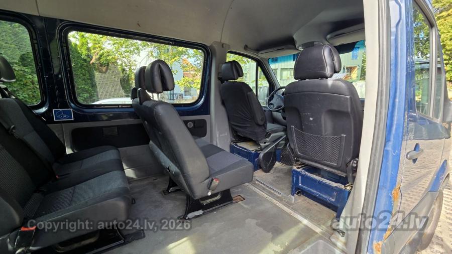 Zils Mercedes-Benz Sprinter 2011 Tallina, ar dzinēja tilpumu 2.10 L un nobraukumu 228 tūkst. km par 2000 €, foto 10 vietnē AUTOMOTO.COM.LV