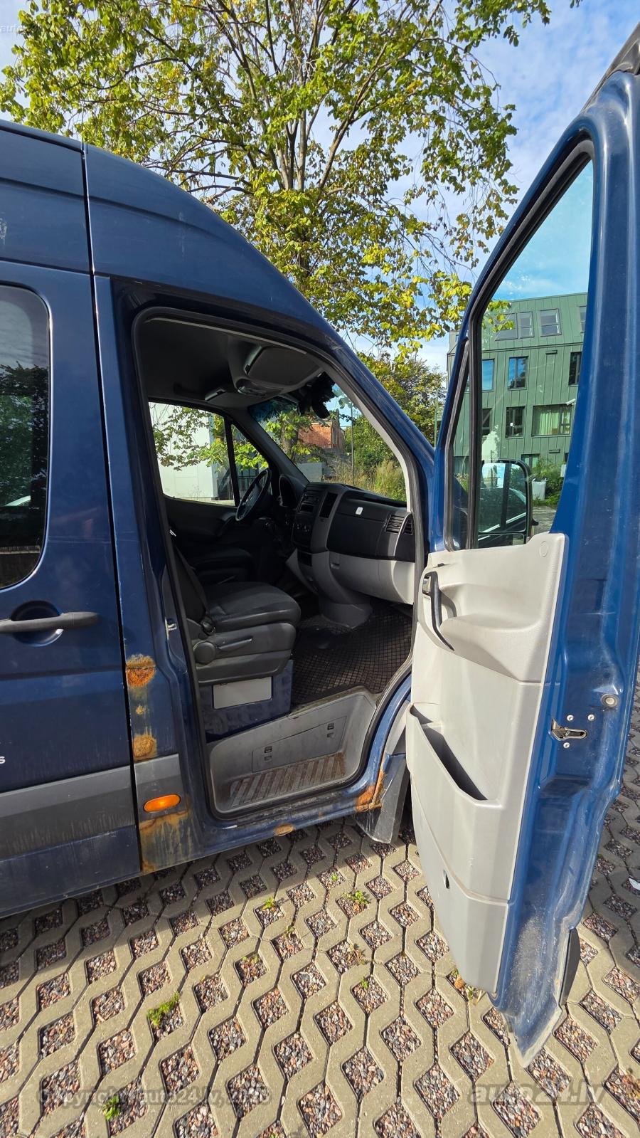 Zils Mercedes-Benz Sprinter 2011 Tallina, ar dzinēja tilpumu 2.10 L un nobraukumu 228 tūkst. km par 2000 €, foto 11 vietnē AUTOMOTO.COM.LV