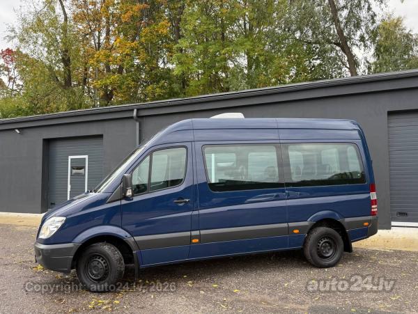 Blue Mercedes-Benz Sprinter 2011 in Tallinn, with an engine capacity of 2.10 L and mileage of 228 thousand km for 12000 €, photo 4 on AUTOMOTO.COM.LV